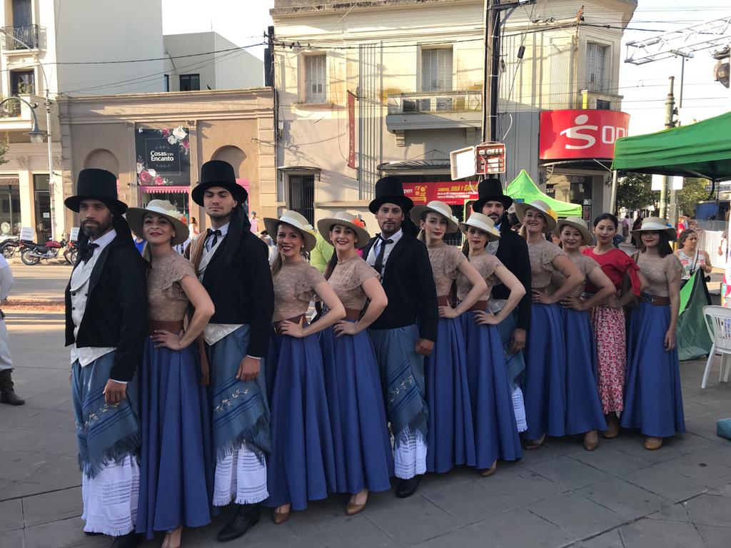 ESPECTACULO PARA CELEBRAR LA TRADICION Y HOMENAJE A GUSTAVO SOLARI ...