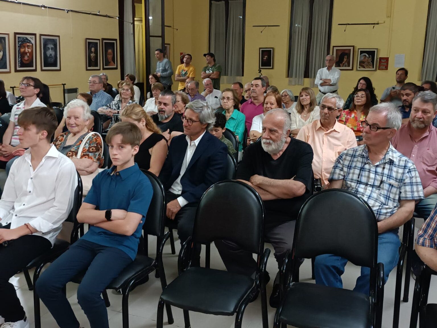 HISTORIA DE LA MUSICA EN LOBOS, PRESENTO RUBEN BASILES LA EDICION ...